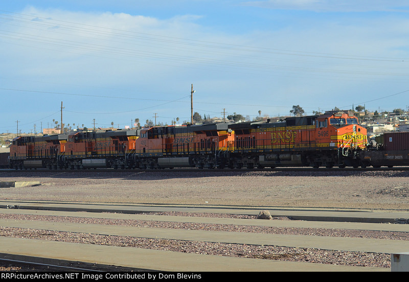 BNSF 5496